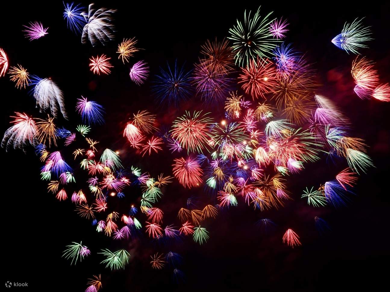 [Kyushu Fireworks Feast] Fukuoka Dazaifu + Hita River Fireworks ...
